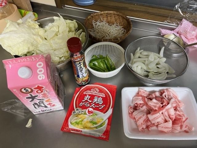 野菜炒めを作りました: まぁ～いっか de JL1MWY